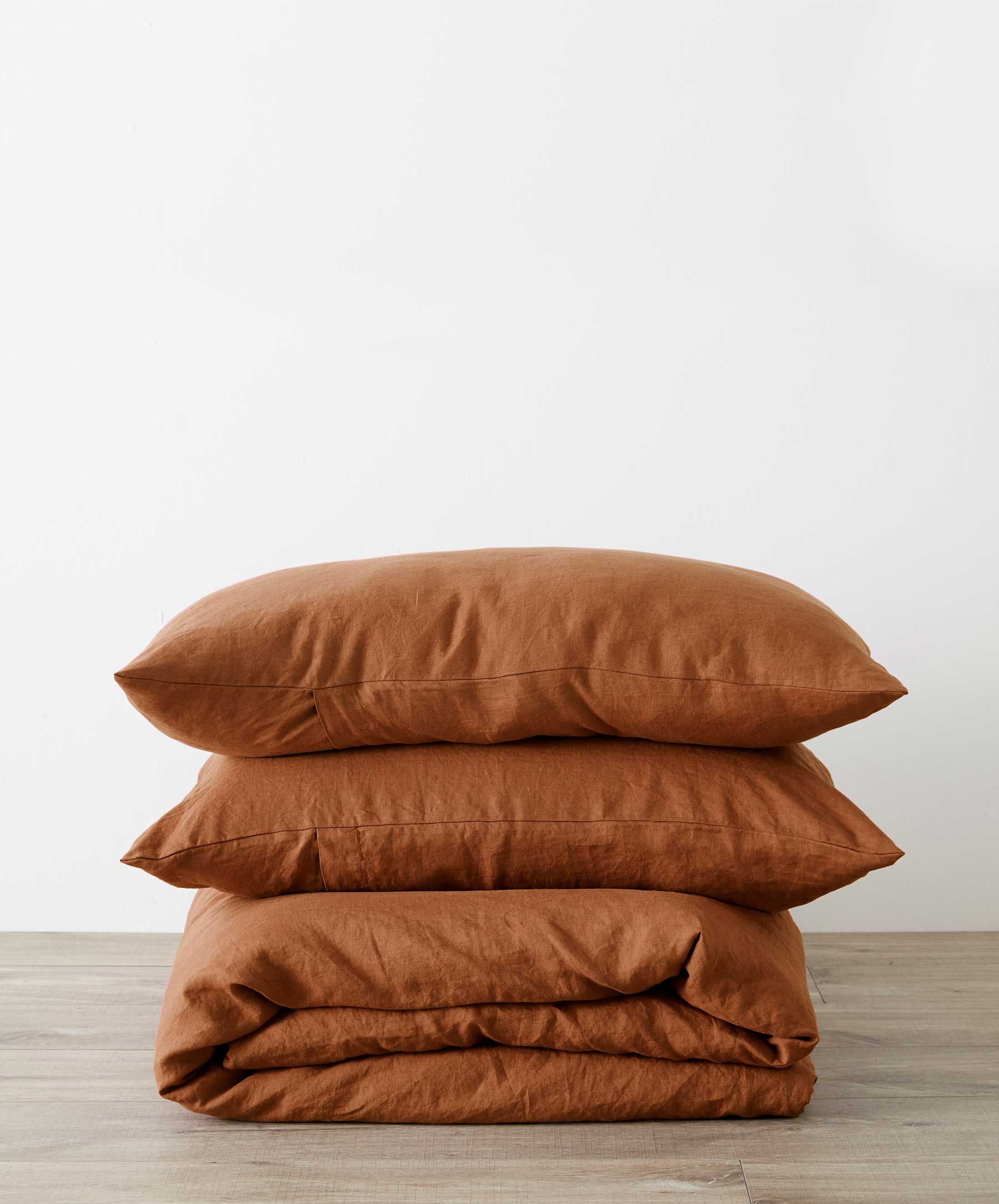 Linen Duvet Cover Set - Cedar | CULTIVER - USA