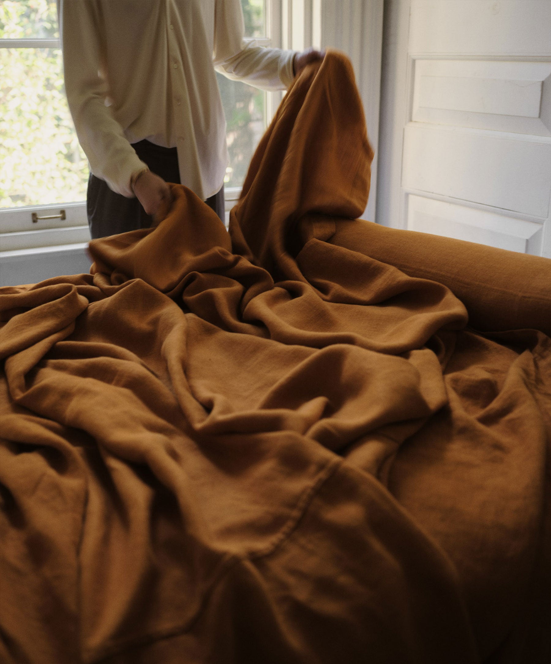 Repose Linen Bedcover - Turmeric | CULTIVER - USA