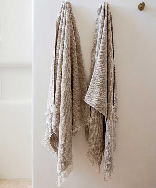 Plain bath towels store